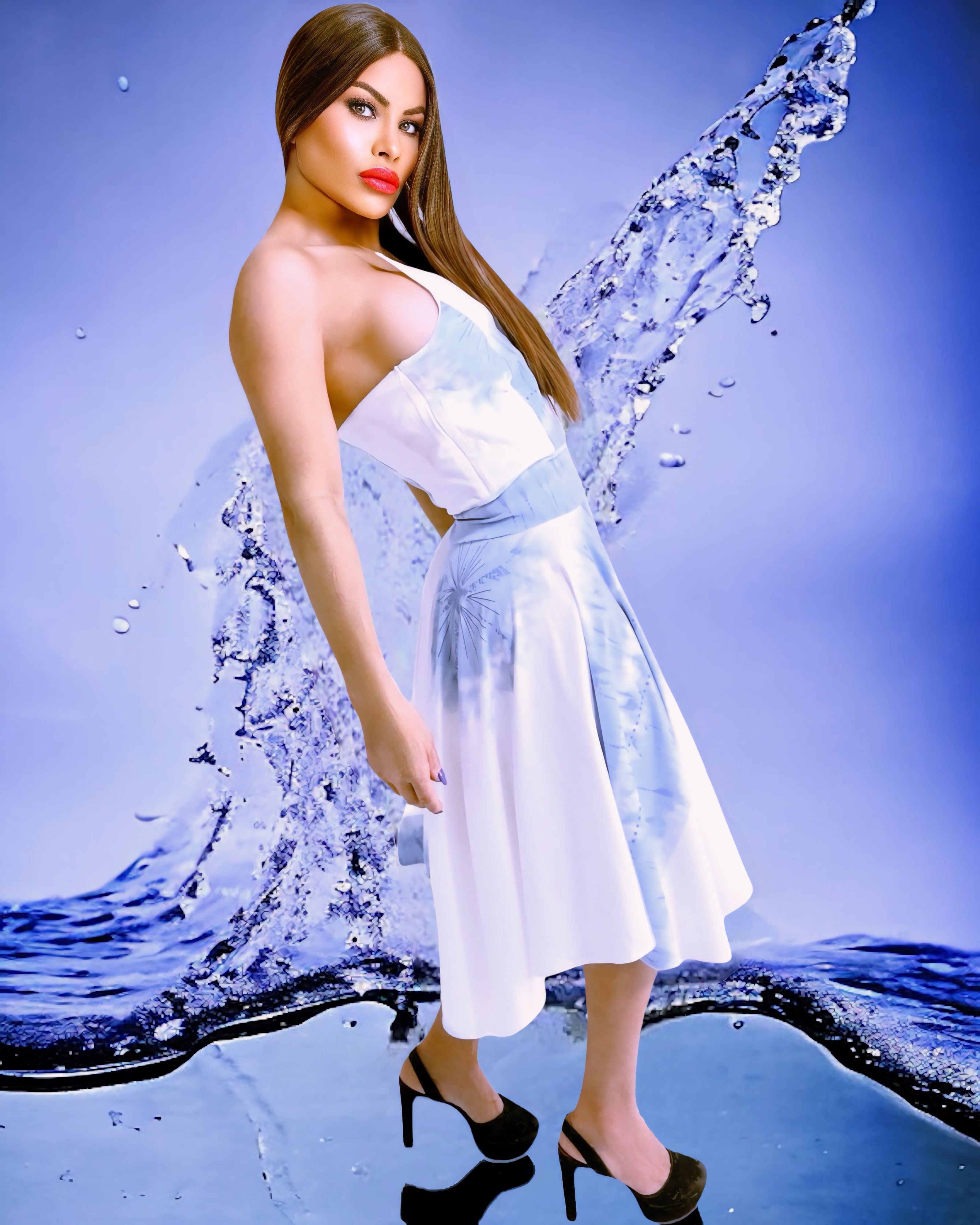 Bodice style dress with invisible transparent straps. – Fernandes ...